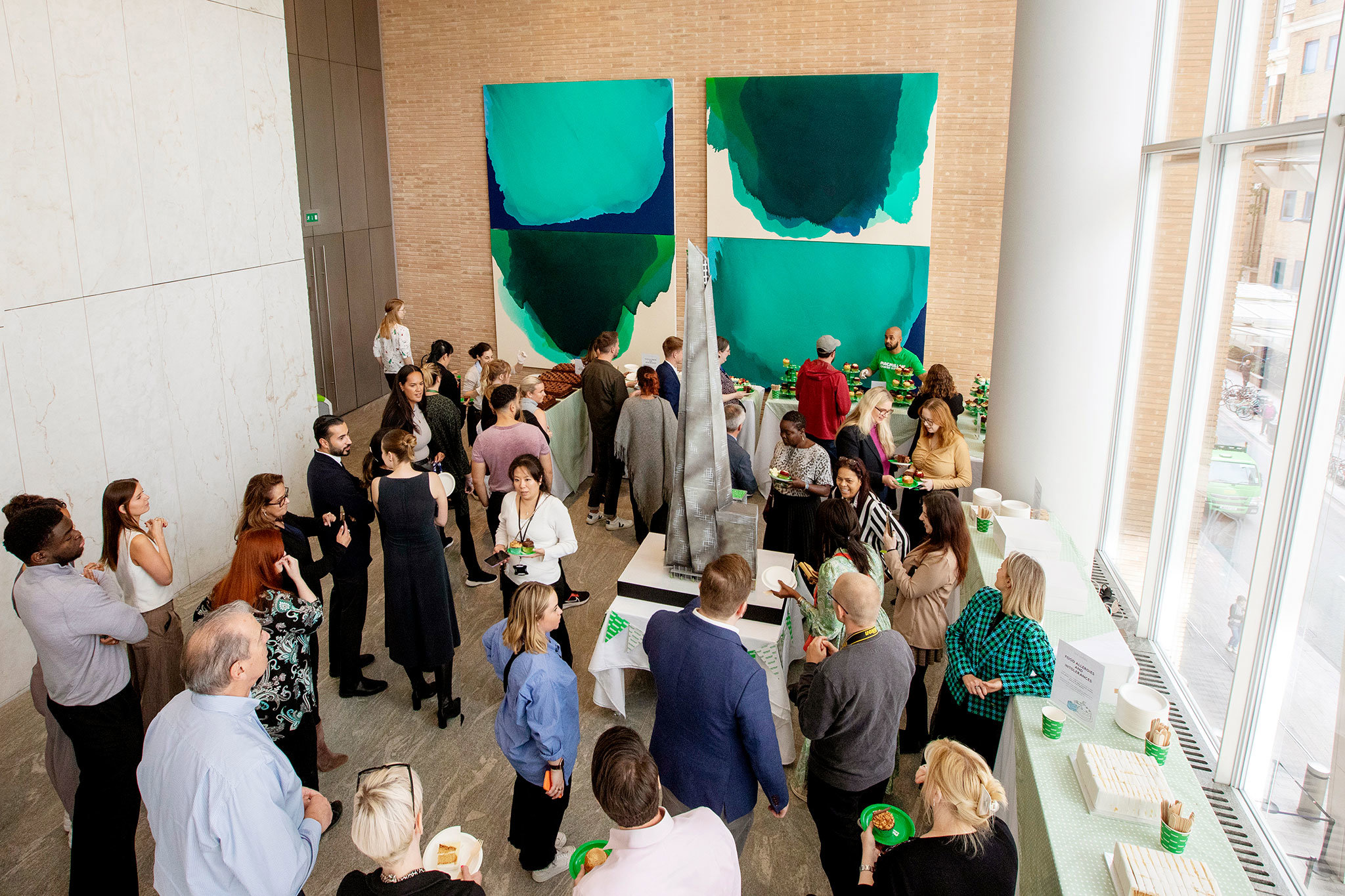 RECORD-BREAKING MACMILLAN COFFEE MORNING